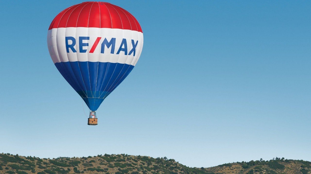 RE/MAX makes largest franchise acquisition in company history - Looking ...
